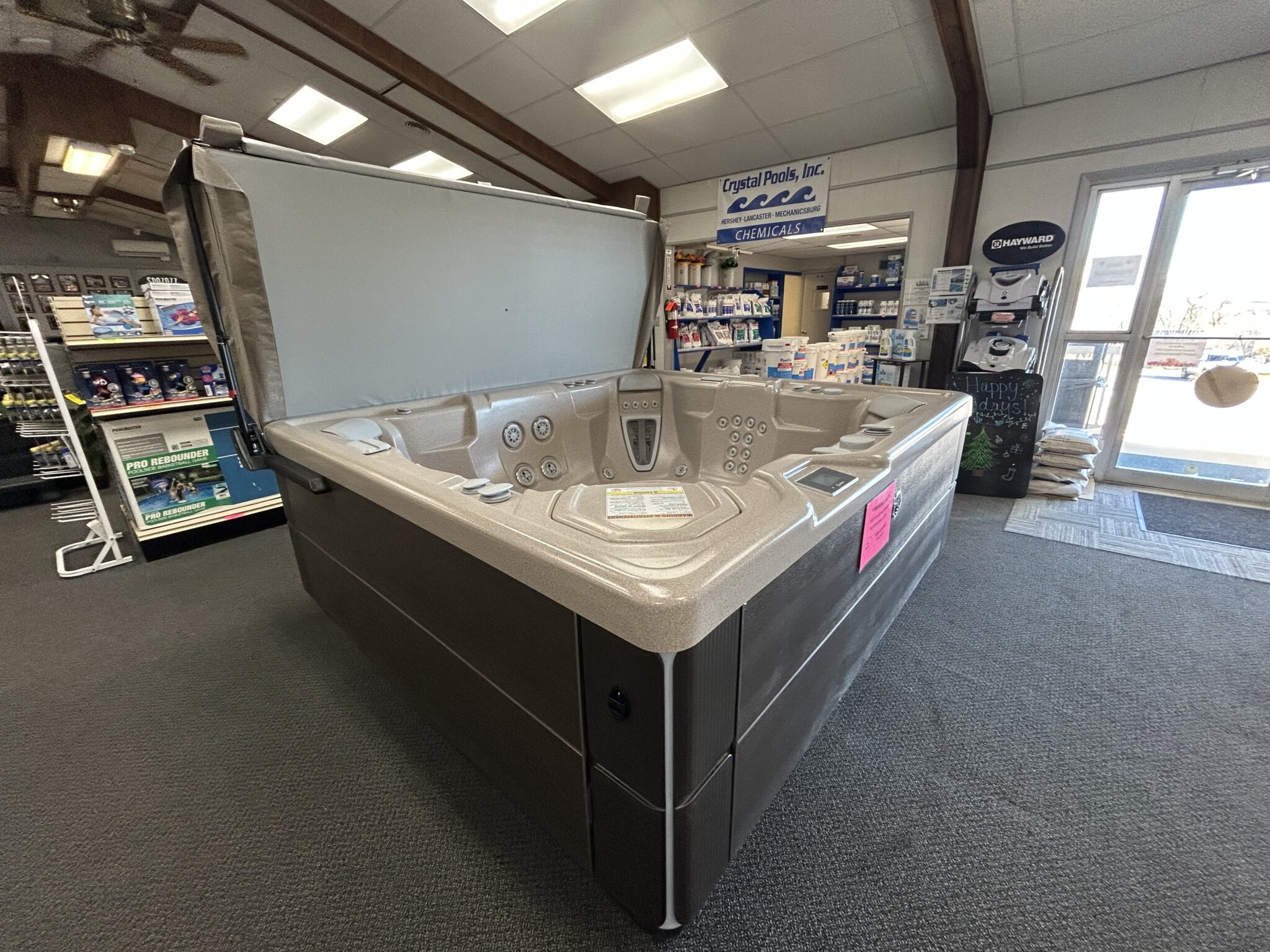 Pre-Owned Hot Tubs - Crystal Pools, Inc.